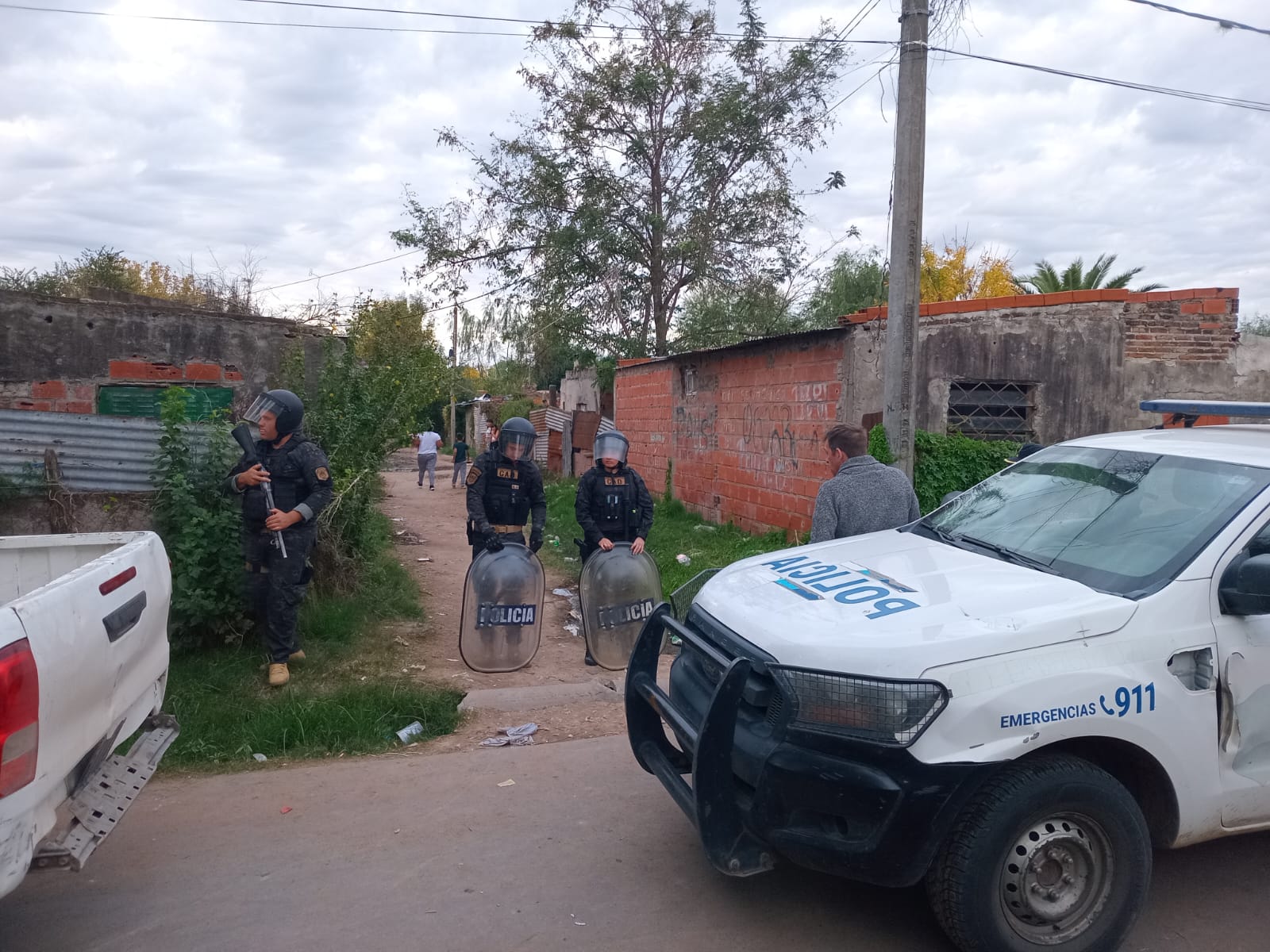 Allanaron cuatro domicilios por el robo a mano armada en la zona de la ...