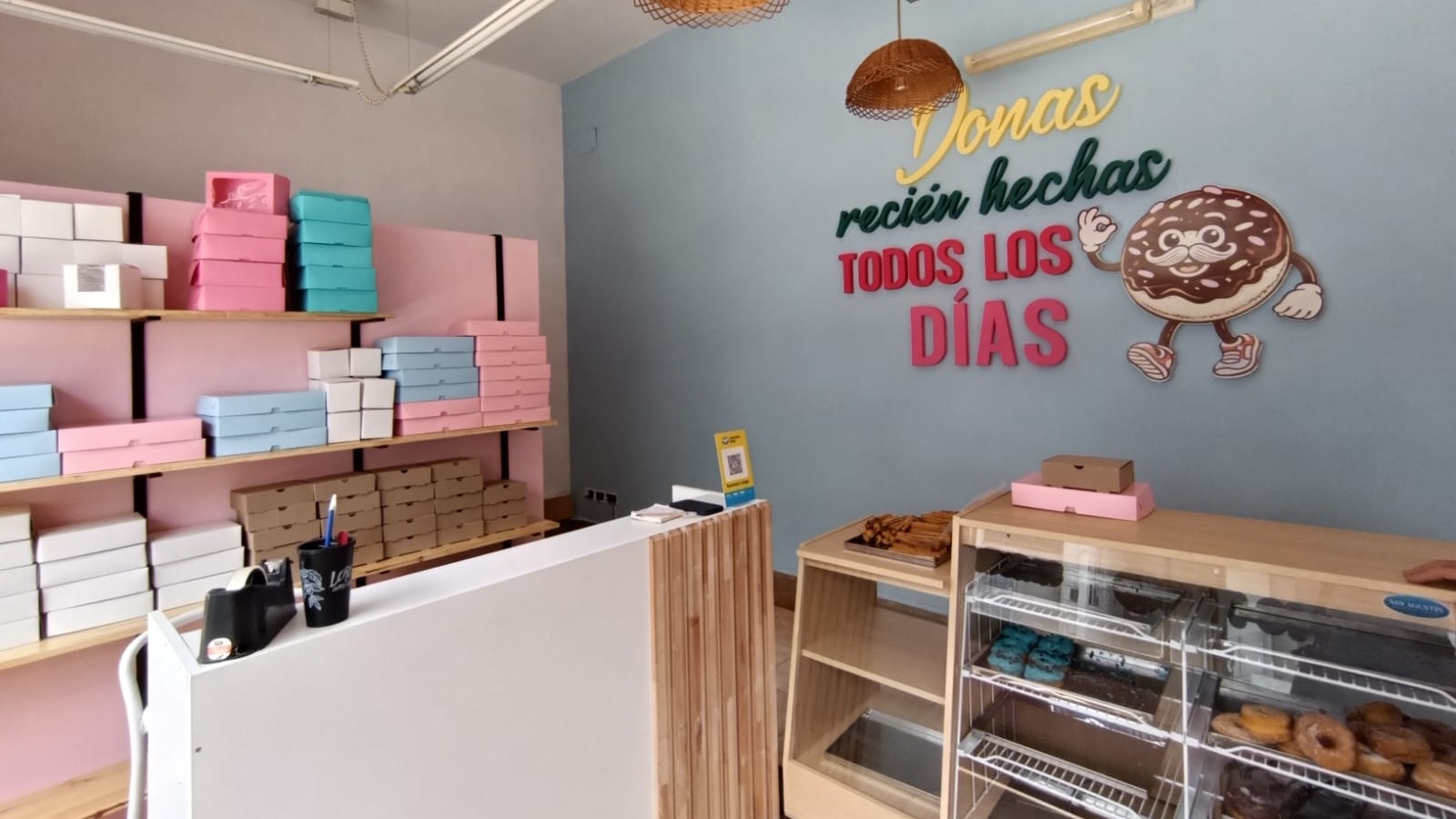 Mr Bigotes volvió con churros y donas para revolucionar las meriendas ...